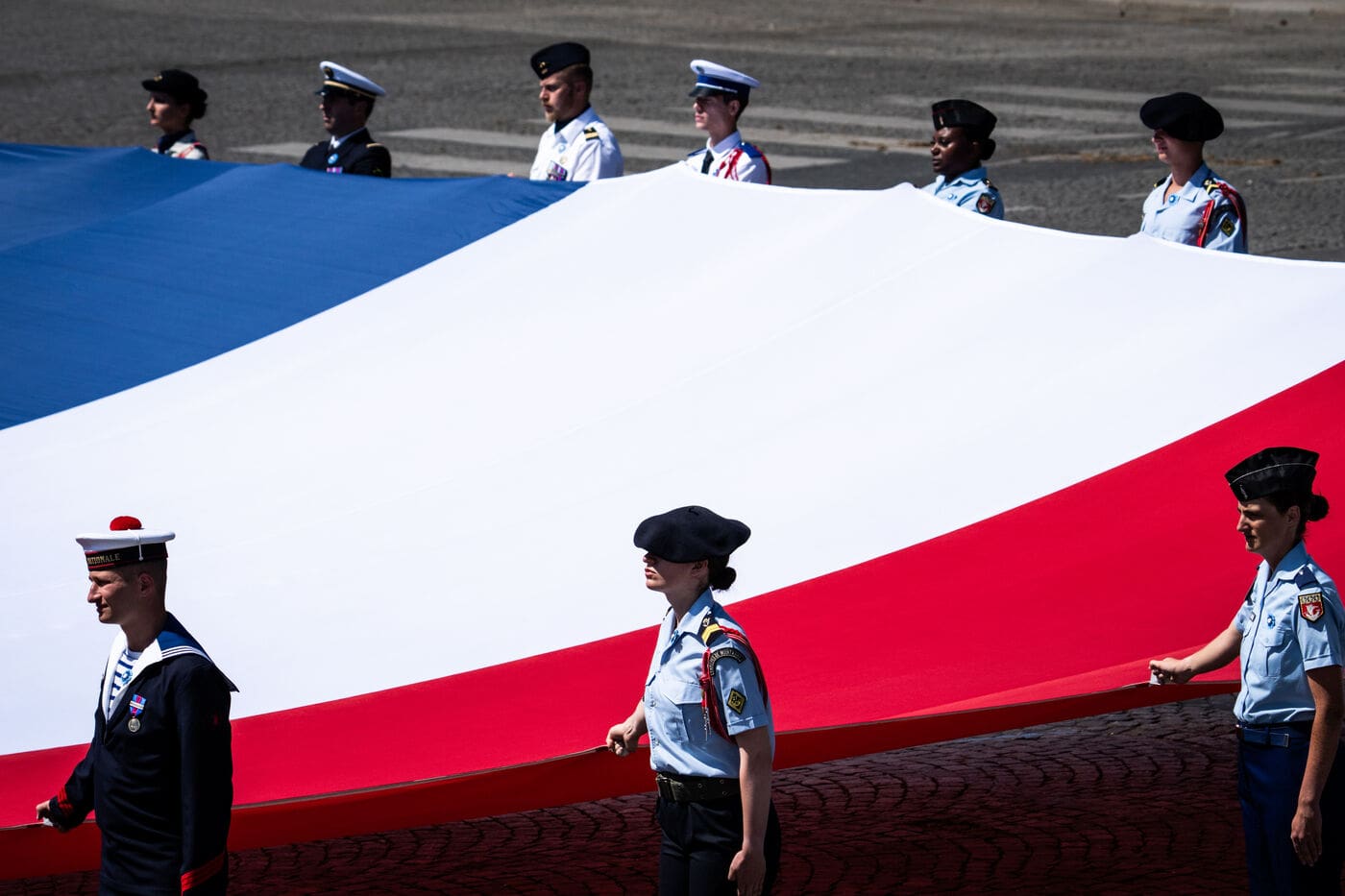 Spécial 14 juillet : Un "bigor" catalan garde l'étendard de l'artillerie